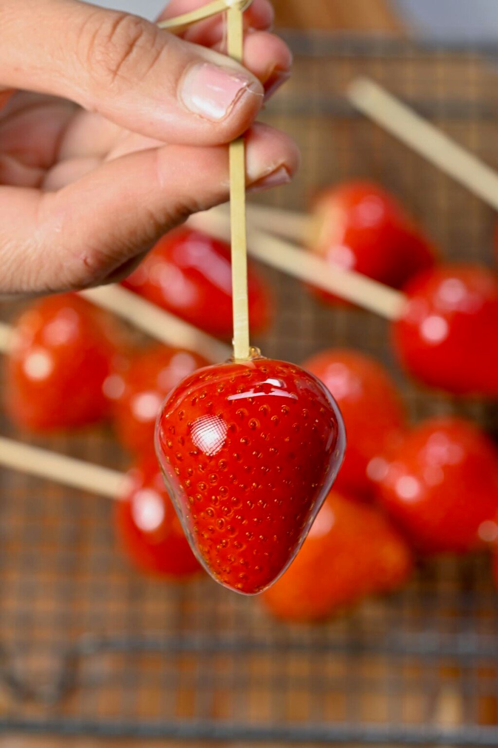 Tanghulu Recipe (Candied Fruit) + Video - Alphafoodie