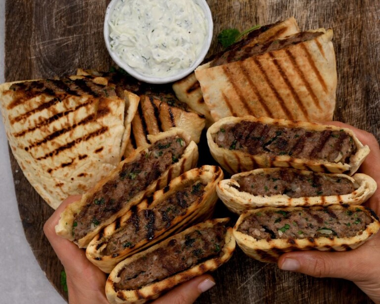 Arayes (Lebanese Meat-Stuffed Pita) - Alphafoodie