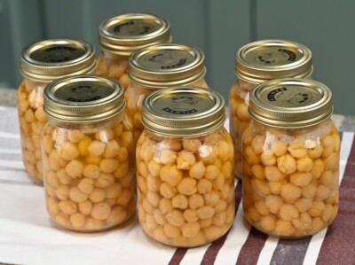 How to Can Chickpeas - Alphafoodie