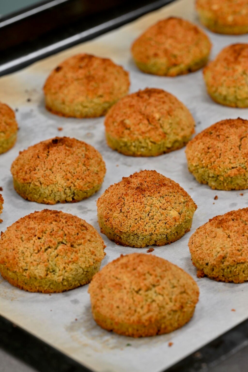 Crispy Baked Falafel Recipe – Easy & Healthy