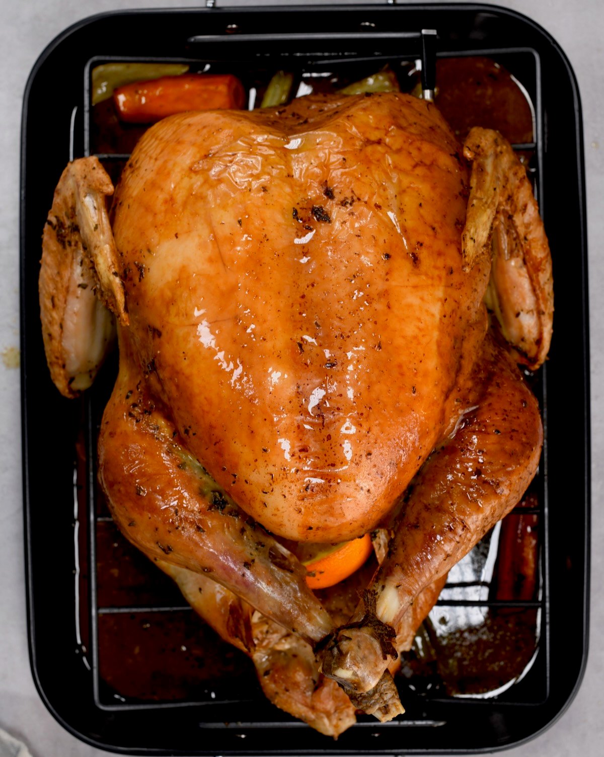 Best Turkey Brine Recipe for Juicy, Flavorful Turkey - Alphafoodie