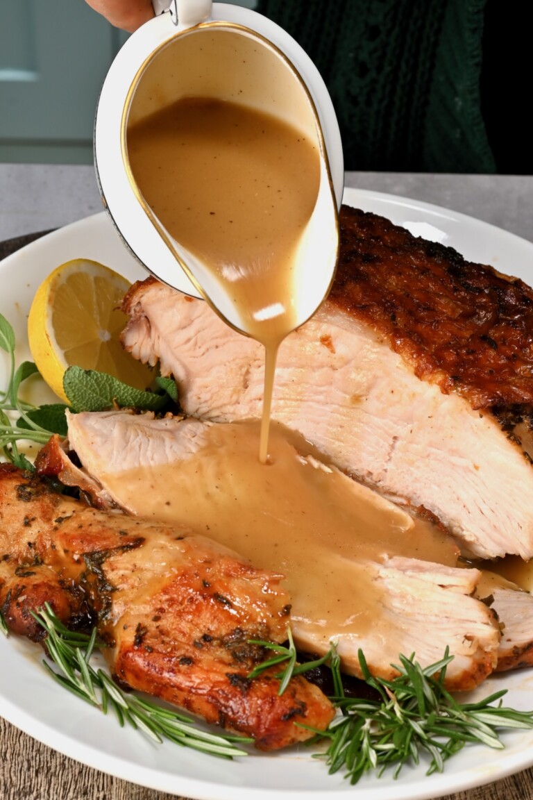 Turkey Gravy (Silky, No Lumps, 15 Minutes) - Alphafoodie